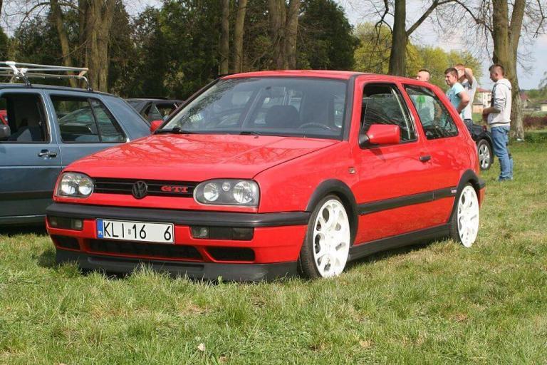 Top 10 European Cars from the 90s - Schumacher Cargo